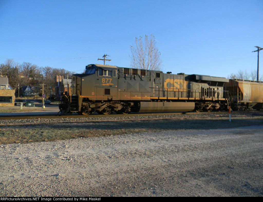 CSX 877